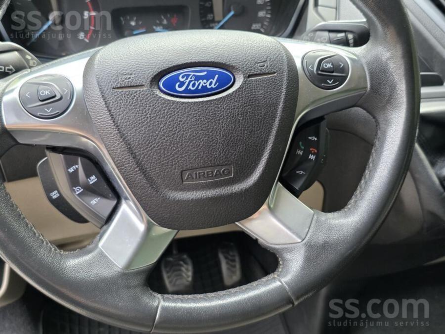 Melns Ford Tourneo 2014 Daugavpils, ar dzinēja tilpumu 2.20 L un nobraukumu 179 tūkst. km par 19970 €, foto 29 vietnē AUTOMOTO.COM.LV