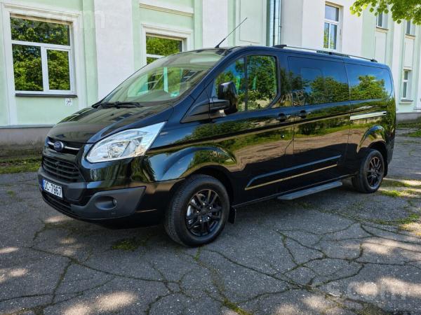 Ford Tourneo 2014 Daugavpils vietnē Melns Ford Tourneo 2014 Daugavpils, ar dzinēja tilpumu 2.20 L un nobraukumu 180 tūkst. km par 18950 €, foto 3 vietnē AUTOMOTO.COM.LV