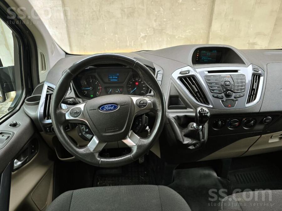 Melns Ford Tourneo 2016 Rīga, ar dzinēja tilpumu 2.20 L un nobraukumu 265 tūkst. km par 10000 €, foto 12 vietnē AUTOMOTO.COM.LV