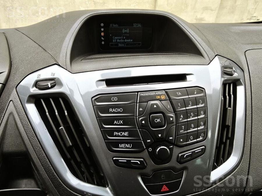 Melns Ford Tourneo 2016 Rīga, ar dzinēja tilpumu 2.20 L un nobraukumu 265 tūkst. km par 10000 €, foto 15 vietnē AUTOMOTO.COM.LV