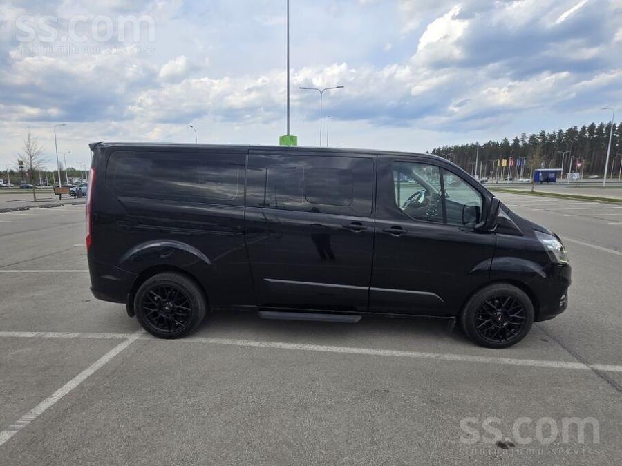 Melns Ford Tourneo 2018 Rīga, ar dzinēja tilpumu 2.00 L un nobraukumu 294 tūkst. km par 18700 €, foto 11 vietnē AUTOMOTO.COM.LV