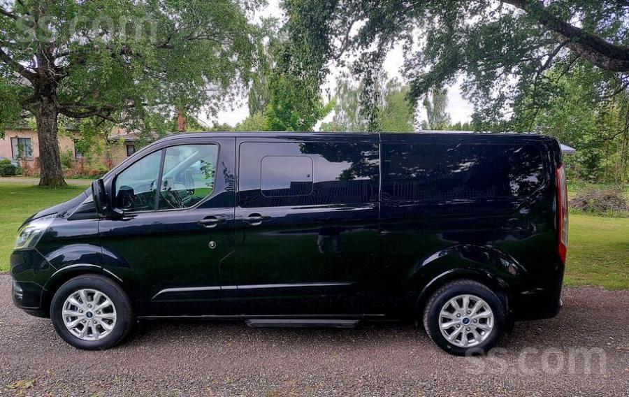 Black Ford Tourneo 2018 in Riga, with an engine capacity of 2.00 L and mileage of 290 thousand km for 17000 €, photo 7 on AUTOMOTO.COM.LV