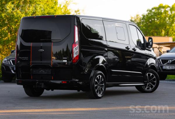 Melns Ford Tourneo 2018 Jelgava, ar dzinēja tilpumu 2.00 L un nobraukumu 0 tūkst. km par 17700 €, foto 4 vietnē AUTOMOTO.COM.LV