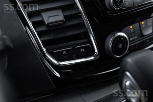 Melns Ford Tourneo 2018 Jelgava, ar dzinēja tilpumu 2.00 L un nobraukumu 0 tūkst. km par 17700 €, foto 14 vietnē AUTOMOTO.COM.LV