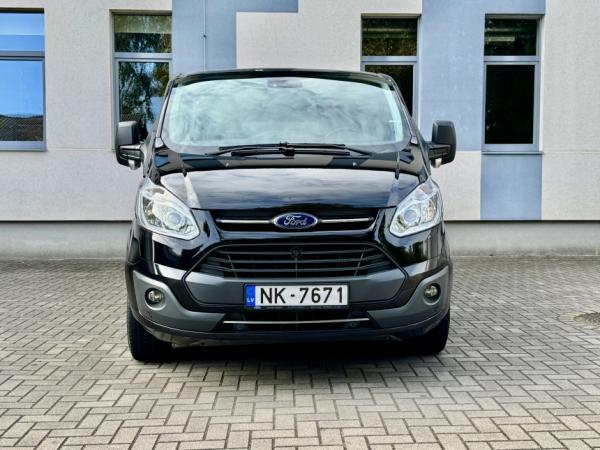 Black Ford Tourneo 2018 in Riga, with an engine capacity of 2.00 L and mileage of 166 thousand km for 19700 €, photo 3 on AUTOMOTO.COM.LV