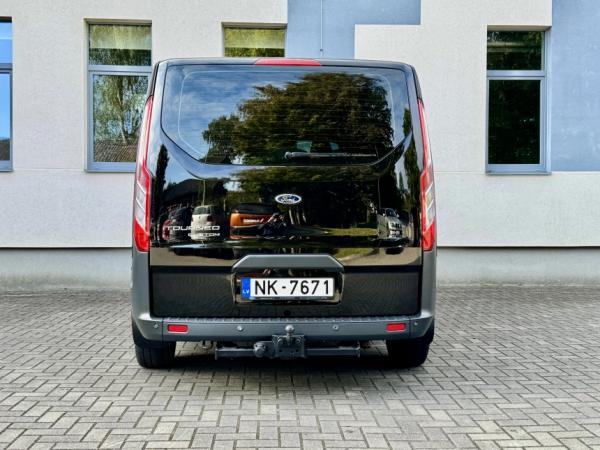 Black Ford Tourneo 2018 in Riga, with an engine capacity of 2.00 L and mileage of 166 thousand km for 19700 €, photo 10 on AUTOMOTO.COM.LV