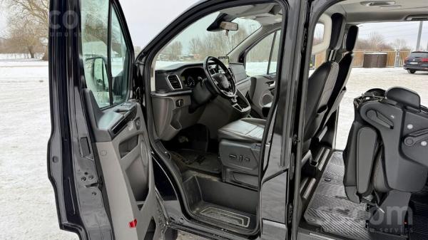 Melns Ford Tourneo 2019 Liepāja, ar dzinēja tilpumu 2.00 L un nobraukumu 315 tūkst. km par 18500 €, foto 10 vietnē AUTOMOTO.COM.LV
