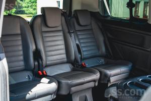 Melns Ford Tourneo 2020 Bauska, ar dzinēja tilpumu 1.00 L un nobraukumu 76 tūkst. km par 23950 €, foto 16 vietnē AUTOMOTO.COM.LV