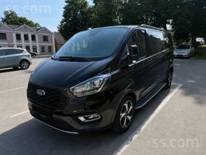 Melns Ford Tourneo 2022 Saldus, ar dzinēja tilpumu 2.00 L un nobraukumu 148 tūkst. km par 32000 €, foto  vietnē AUTOMOTO.COM.LV