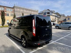 Melns Ford Tourneo 2022 Saldus, ar dzinēja tilpumu 2.00 L un nobraukumu 148 tūkst. km par 32000 €, foto 4 vietnē AUTOMOTO.COM.LV