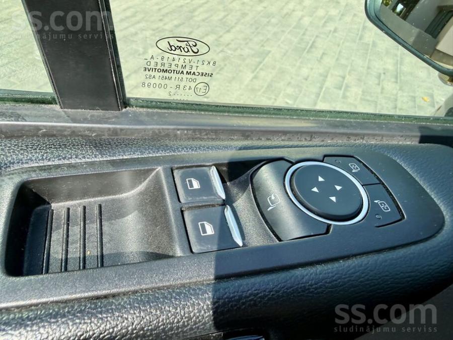 Melns Ford Tourneo 2022 Saldus, ar dzinēja tilpumu 2.00 L un nobraukumu 148 tūkst. km par 32000 €, foto 20 vietnē AUTOMOTO.COM.LV