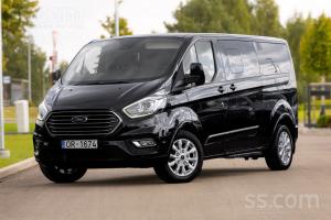 Black Ford Tourneo 2022 in Jelgava, with an engine capacity of 2.00 L and mileage of 0 thousand km for 22950 €, photo 1 on AUTOMOTO.COM.LV