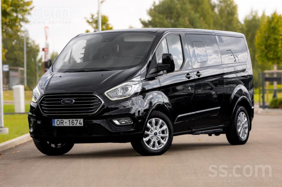 Black Ford Tourneo 2022 in Jelgava, with an engine capacity of 2.00 L and mileage of 0 thousand km for 22950 €, photo 1 on AUTOMOTO.COM.LV
