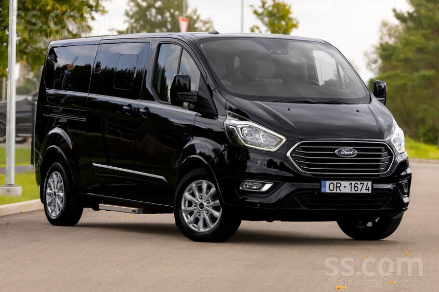 Black Ford Tourneo 2022 in Jelgava, with an engine capacity of 2.00 L and mileage of 0 thousand km for 22950 €, photo 4 on AUTOMOTO.COM.LV