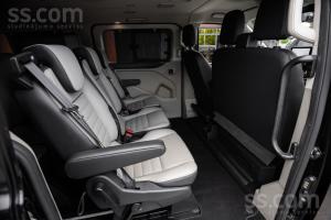 Black Ford Tourneo 2022 in Jelgava, with an engine capacity of 2.00 L and mileage of 0 thousand km for 22950 €, photo 9 on AUTOMOTO.COM.LV