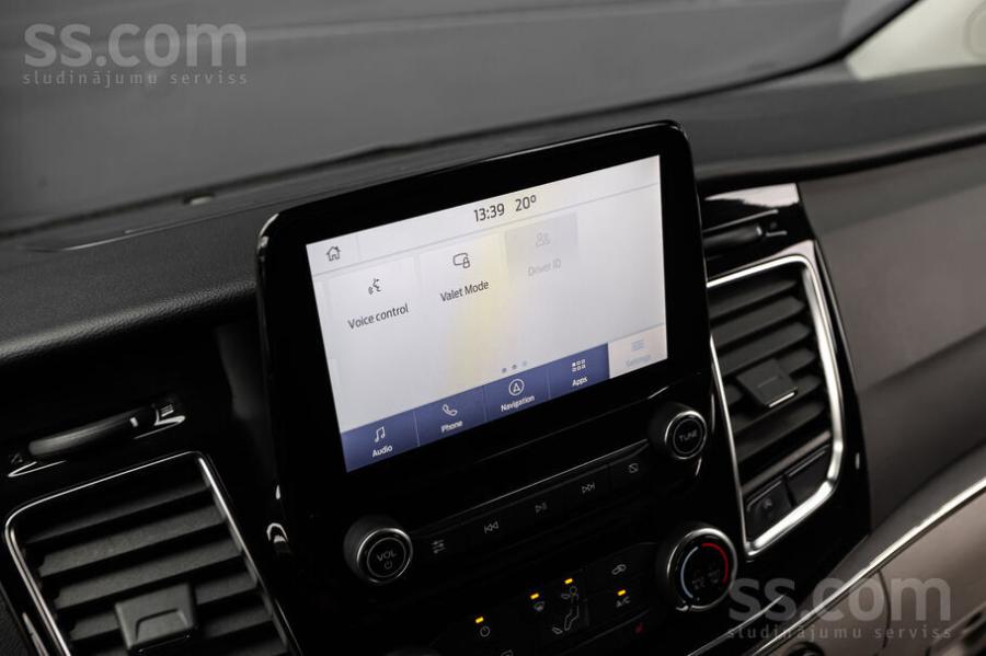 Black Ford Tourneo 2022 in Jelgava, with an engine capacity of 2.00 L and mileage of 0 thousand km for 22950 €, photo 27 on AUTOMOTO.COM.LV