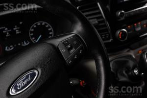 Black Ford Tourneo 2022 in Jelgava, with an engine capacity of 2.00 L and mileage of 0 thousand km for 22950 €, photo 29 on AUTOMOTO.COM.LV