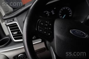 Black Ford Tourneo 2022 in Jelgava, with an engine capacity of 2.00 L and mileage of 0 thousand km for 22950 €, photo 30 on AUTOMOTO.COM.LV