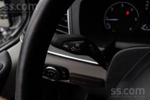 Black Ford Tourneo 2022 in Jelgava, with an engine capacity of 2.00 L and mileage of 0 thousand km for 22950 €, photo 33 on AUTOMOTO.COM.LV