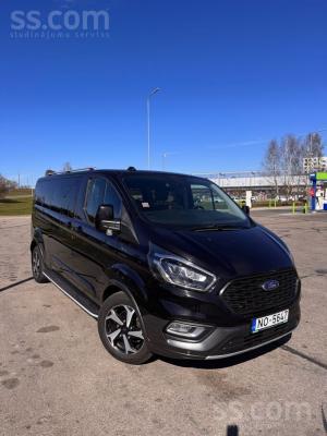 Melns Ford Tourneo 2023 Rīga, ar dzinēja tilpumu 2.00 L un nobraukumu 124 tūkst. km par 35000 €, foto 3 vietnē AUTOMOTO.COM.LV