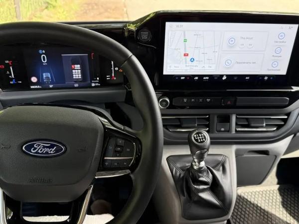 Black Ford Tourneo 2024 in Riga, with an engine capacity of 2.00 L and mileage of 39 thousand km for 38000 €, photo 6 on AUTOMOTO.COM.LV