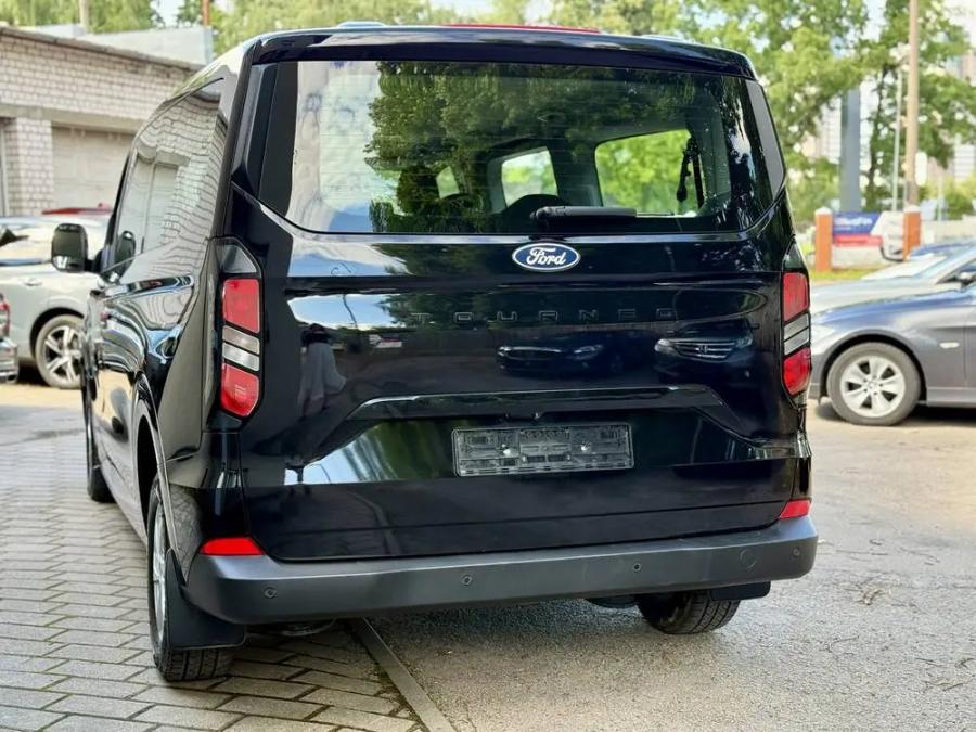Black Ford Tourneo 2024 in Riga, with an engine capacity of 2.00 L and mileage of 39 thousand km for 38000 €, photo 6 on AUTOMOTO.COM.LV