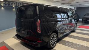 Melns Ford Tourneo 2025 Rīga, ar dzinēja tilpumu 2.00 L un nobraukumu 14 tūkst. km par 57990 €, foto 6 vietnē AUTOMOTO.COM.LV