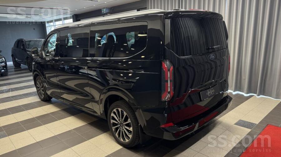 Melns Ford Tourneo 2025 Rīga, ar dzinēja tilpumu 2.00 L un nobraukumu 14 tūkst. km par 57990 €, foto 7 vietnē AUTOMOTO.COM.LV