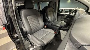 Melns Ford Tourneo 2025 Rīga, ar dzinēja tilpumu 2.00 L un nobraukumu 14 tūkst. km par 57990 €, foto 11 vietnē AUTOMOTO.COM.LV