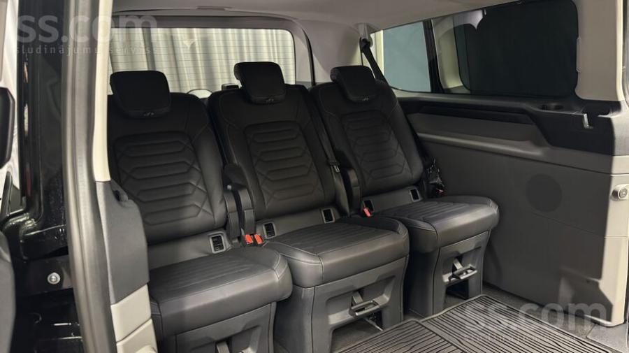 Melns Ford Tourneo 2025 Rīga, ar dzinēja tilpumu 2.00 L un nobraukumu 14 tūkst. km par 57990 €, foto 14 vietnē AUTOMOTO.COM.LV