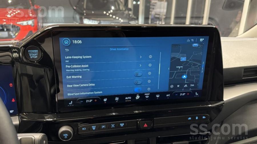 Melns Ford Tourneo 2025 Rīga, ar dzinēja tilpumu 2.00 L un nobraukumu 14 tūkst. km par 57990 €, foto 26 vietnē AUTOMOTO.COM.LV