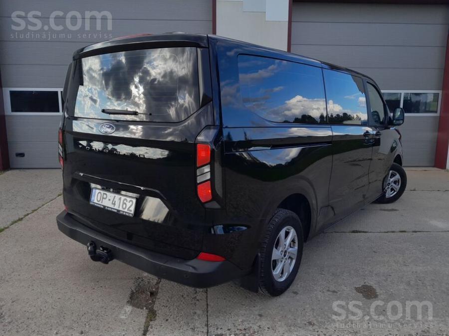 Black Ford Tourneo 2025 in Liepaja, with an engine capacity of 2.00 L and mileage of 56 thousand km for 33880 €, photo 5 on AUTOMOTO.COM.LV
