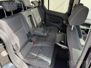 Melns Ford Tourneo 2015 Rīga, ar dzinēja tilpumu 1.60 L un nobraukumu 224 tūkst. km par 5999 €, foto 19 vietnē AUTOMOTO.COM.LV