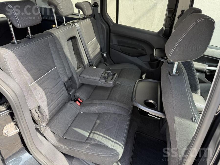 Melns Ford Tourneo 2015 Rīga, ar dzinēja tilpumu 1.60 L un nobraukumu 224 tūkst. km par 5999 €, foto 19 vietnē AUTOMOTO.COM.LV
