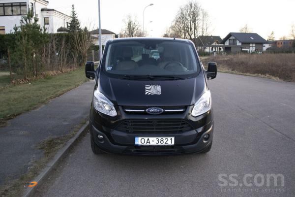 Ford Tourneo 2015 Rīga vietnē Melns Ford Tourneo 2015 Rīga, ar dzinēja tilpumu 2.20 L un nobraukumu 195 tūkst. km par 14000 €, foto 4 vietnē AUTOMOTO.COM.LV