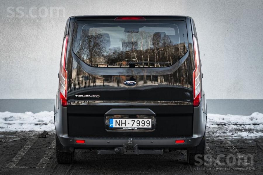 Melns Ford Tourneo 2017 Rīga, ar dzinēja tilpumu 2.00 L un nobraukumu 0 tūkst. km par 13950 €, foto 5 vietnē AUTOMOTO.COM.LV