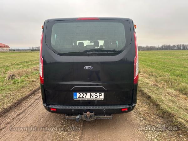 Black Ford Tourneo 2014 in Tallinn, with an engine capacity of 2.20 L and mileage of 276 thousand km for 10000 €, photo 6 on AUTOMOTO.COM.LV