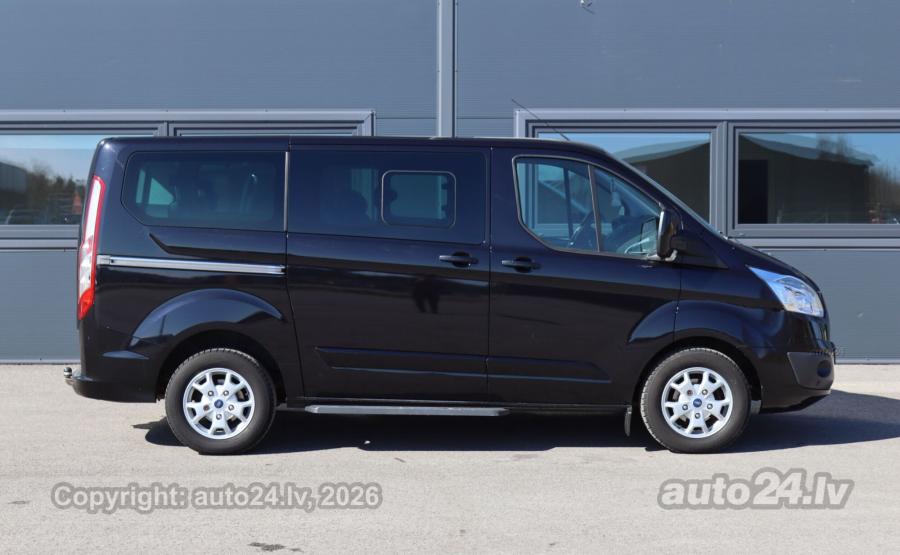 Melns Ford Tourneo 2014 Tallina, ar dzinēja tilpumu 2.20 L un nobraukumu 192 tūkst. km par 8000 €, foto 7 vietnē AUTOMOTO.COM.LV
