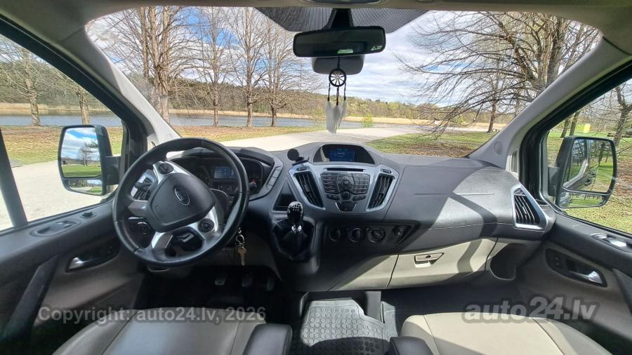 Melns Ford Tourneo 2014 Tallina, ar dzinēja tilpumu 2.20 L un nobraukumu 192 tūkst. km par 8000 €, foto 10 vietnē AUTOMOTO.COM.LV
