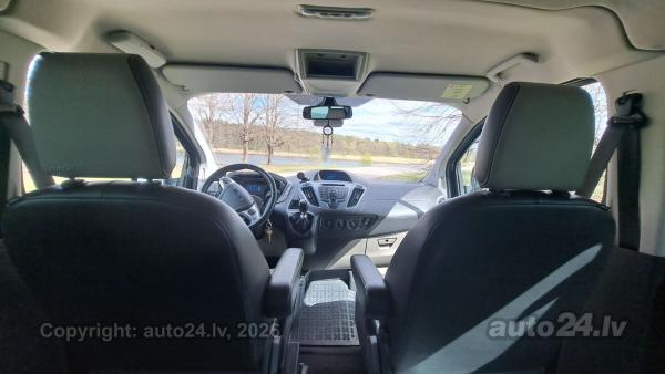 Melns Ford Tourneo 2014 Tallina, ar dzinēja tilpumu 2.20 L un nobraukumu 192 tūkst. km par 8000 €, foto 10 vietnē AUTOMOTO.COM.LV