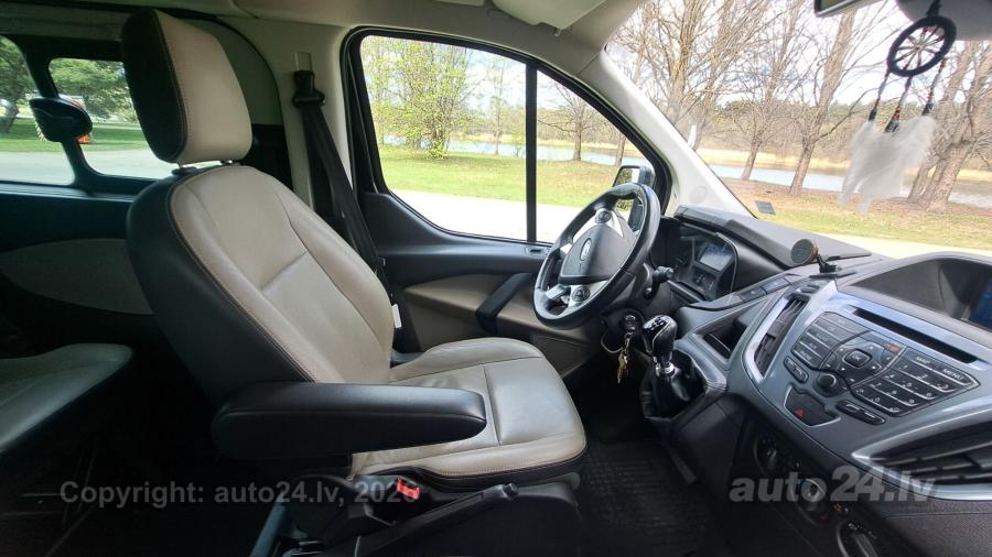 Melns Ford Tourneo 2014 Tallina, ar dzinēja tilpumu 2.20 L un nobraukumu 192 tūkst. km par 8000 €, foto 12 vietnē AUTOMOTO.COM.LV