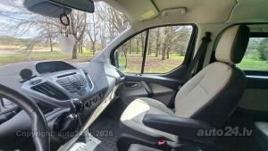 Melns Ford Tourneo 2014 Tallina, ar dzinēja tilpumu 2.20 L un nobraukumu 192 tūkst. km par 8000 €, foto 13 vietnē AUTOMOTO.COM.LV