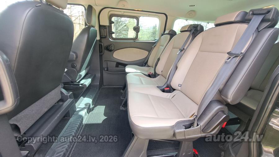 Melns Ford Tourneo 2014 Tallina, ar dzinēja tilpumu 2.20 L un nobraukumu 192 tūkst. km par 8000 €, foto 16 vietnē AUTOMOTO.COM.LV