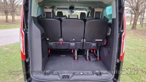 Melns Ford Tourneo 2014 Tallina, ar dzinēja tilpumu 2.20 L un nobraukumu 192 tūkst. km par 8000 €, foto 18 vietnē AUTOMOTO.COM.LV