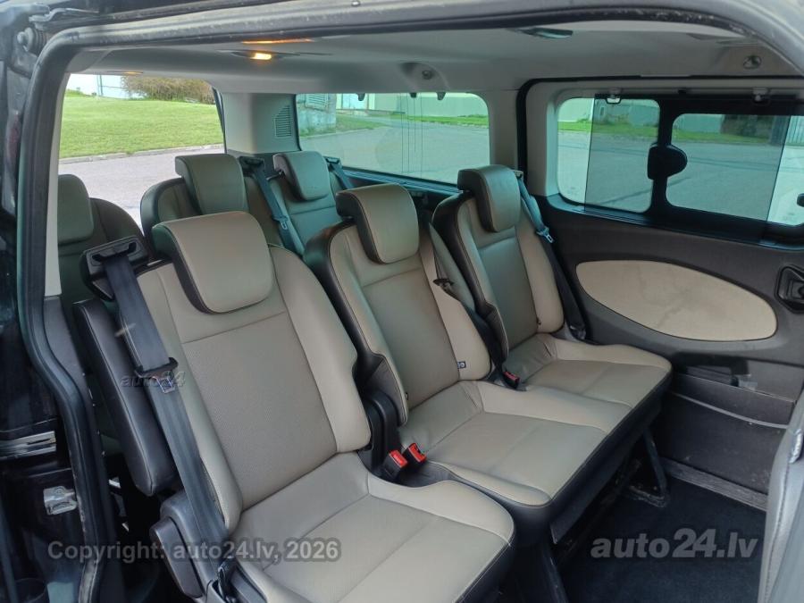 Black Ford Tourneo 2015 in Tallinn, with an engine capacity of 2.20 L and mileage of 249 thousand km for 13900 €, photo 8 on AUTOMOTO.COM.LV