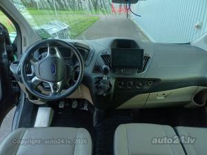 Black Ford Tourneo 2015 in Tallinn, with an engine capacity of 2.20 L and mileage of 249 thousand km for 13900 €, photo 10 on AUTOMOTO.COM.LV