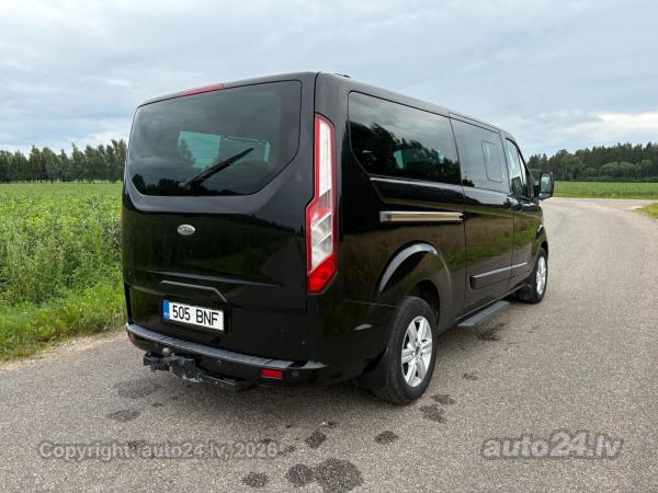 Melns Ford Tourneo 2015 Tallina, ar dzinēja tilpumu 2.20 L un nobraukumu 302 tūkst. km par 8400 €, foto 5 vietnē AUTOMOTO.COM.LV