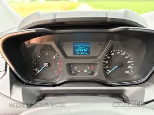 Melns Ford Tourneo 2015 Tallina, ar dzinēja tilpumu 2.20 L un nobraukumu 302 tūkst. km par 8400 €, foto 10 vietnē AUTOMOTO.COM.LV