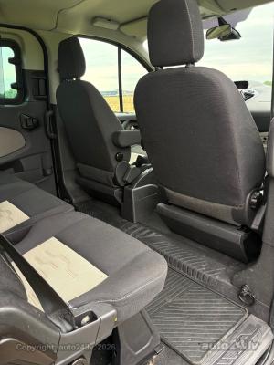 Melns Ford Tourneo 2015 Tallina, ar dzinēja tilpumu 2.20 L un nobraukumu 302 tūkst. km par 8400 €, foto 13 vietnē AUTOMOTO.COM.LV