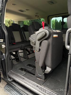 Melns Ford Tourneo 2015 Tallina, ar dzinēja tilpumu 2.20 L un nobraukumu 302 tūkst. km par 8400 €, foto 17 vietnē AUTOMOTO.COM.LV
